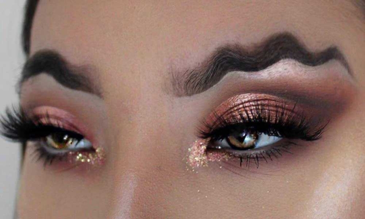 Wavy brows, sopracciglia ondulate: ecco la nuova tendenza! - Beautydea