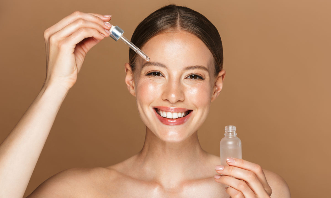 Siero viso: a cosa serve, come si usa, quale scegliere