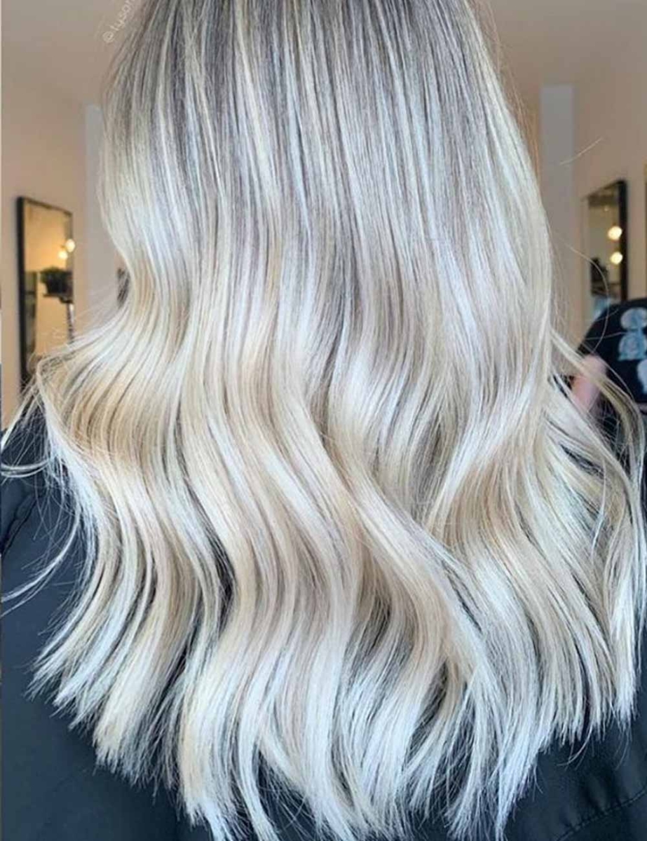 Capelli biondo perla: a chi stanno bene? Immagini e idee