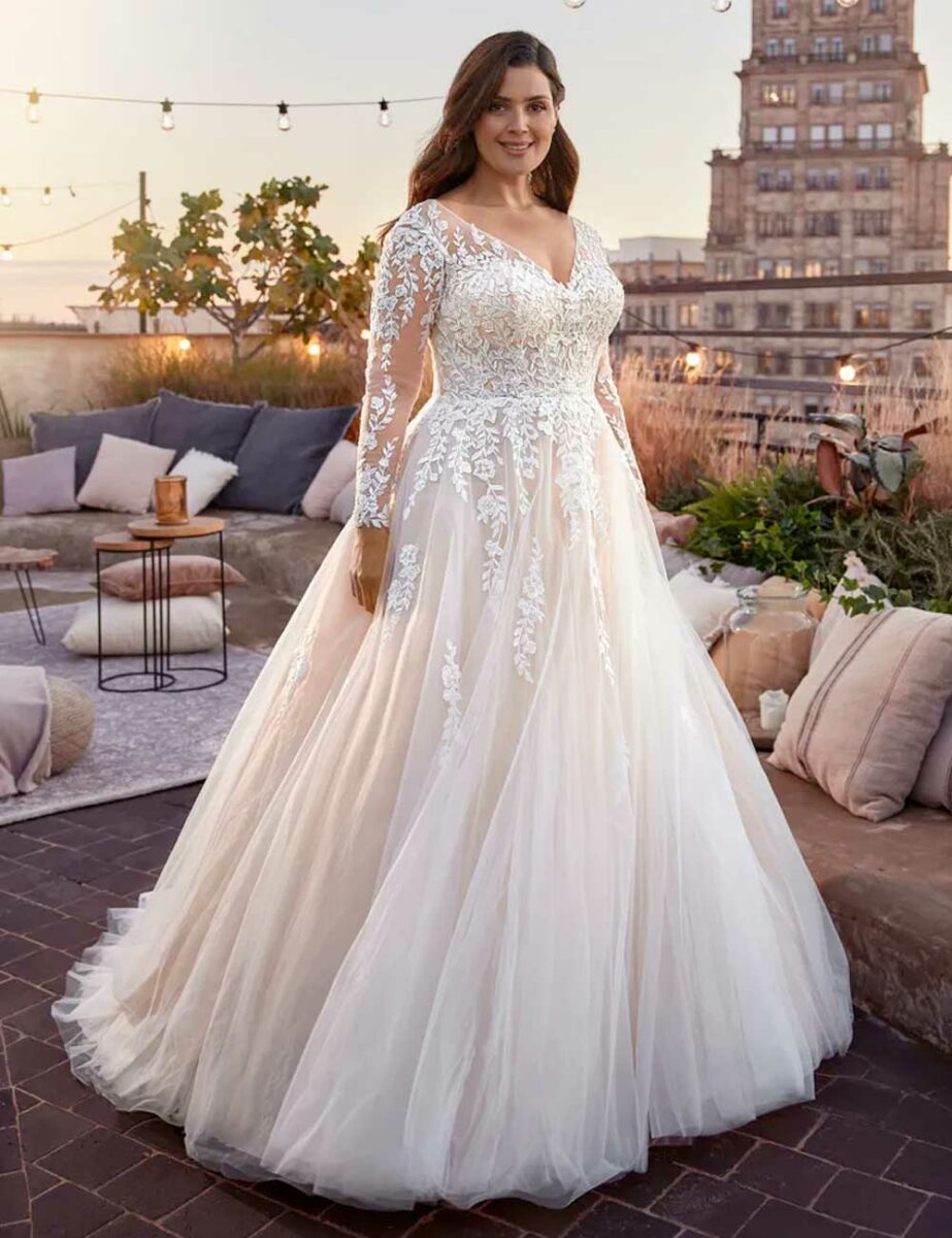 Abiti da sposa curvy 2023: 50 modelli bellissimi