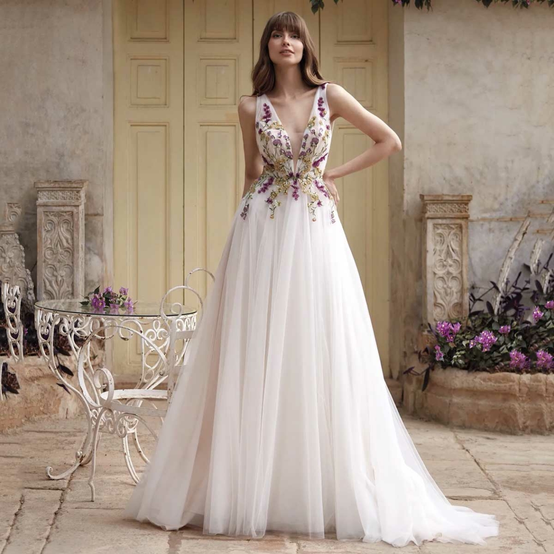 8 vestiti da sposa 2024 per un matrimonio campestre