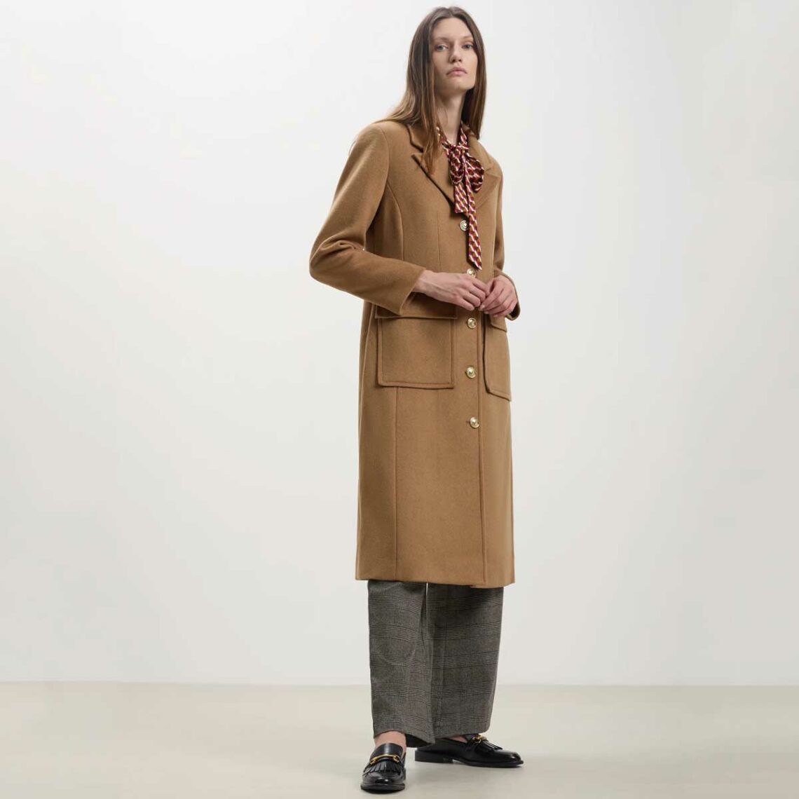 Cappotto cammello: a chi sta bene e come abbinarlo