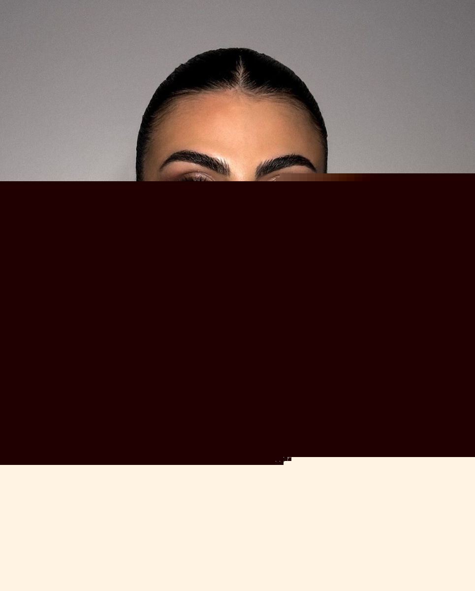 Giulia Salemi, il trucco cacao eyes make up trendy sul web!